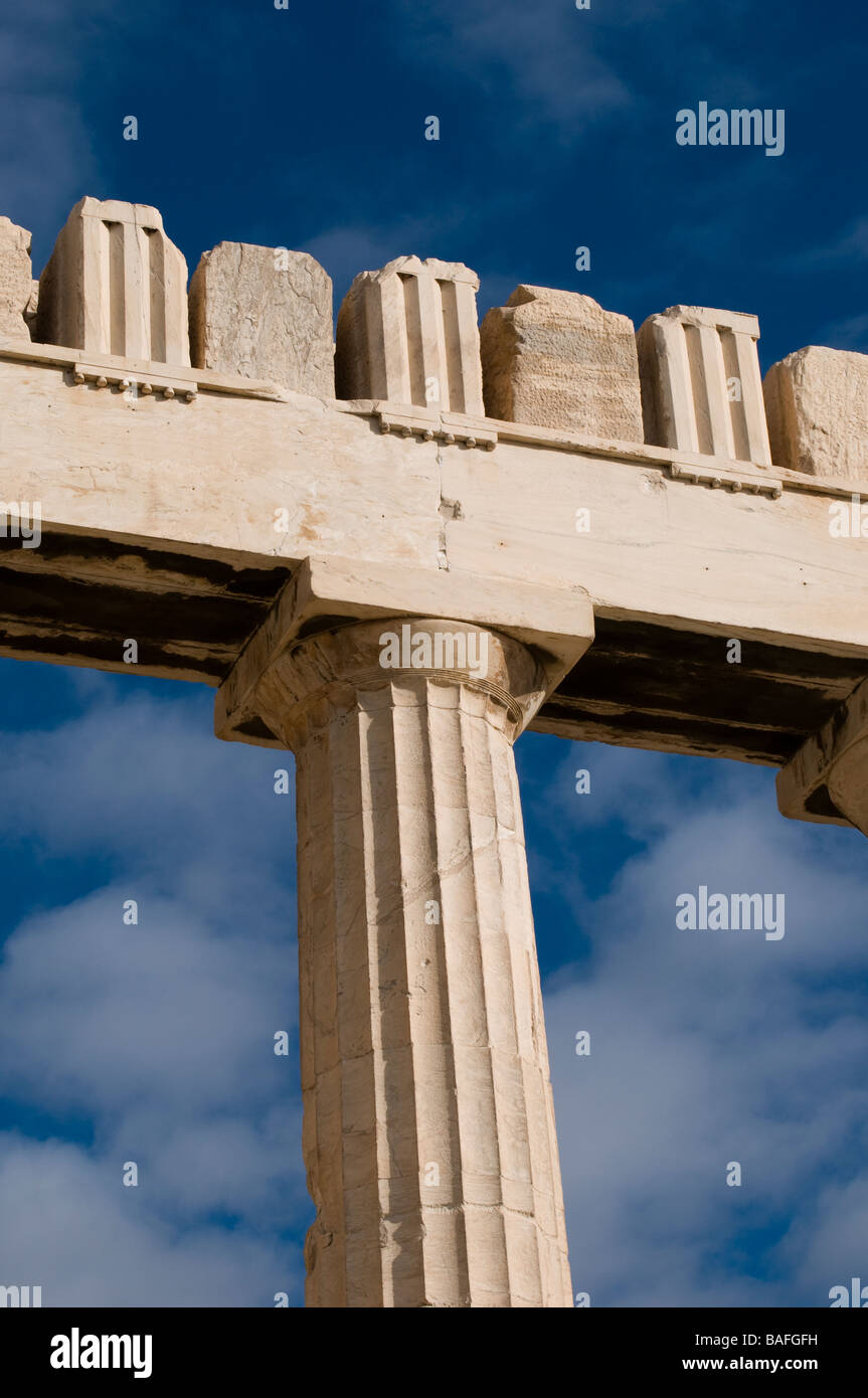 Column of Parthenon temple on Acropolis Athens Stock Photo - Alamy