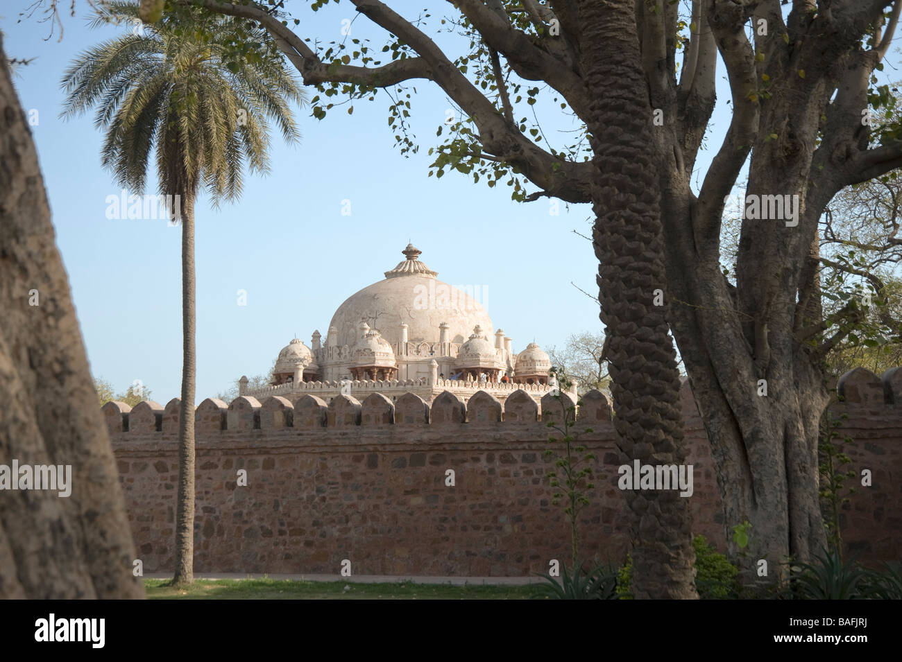Octagonal tomb of Isa Khan Delhi India Stock Photo - Alamy