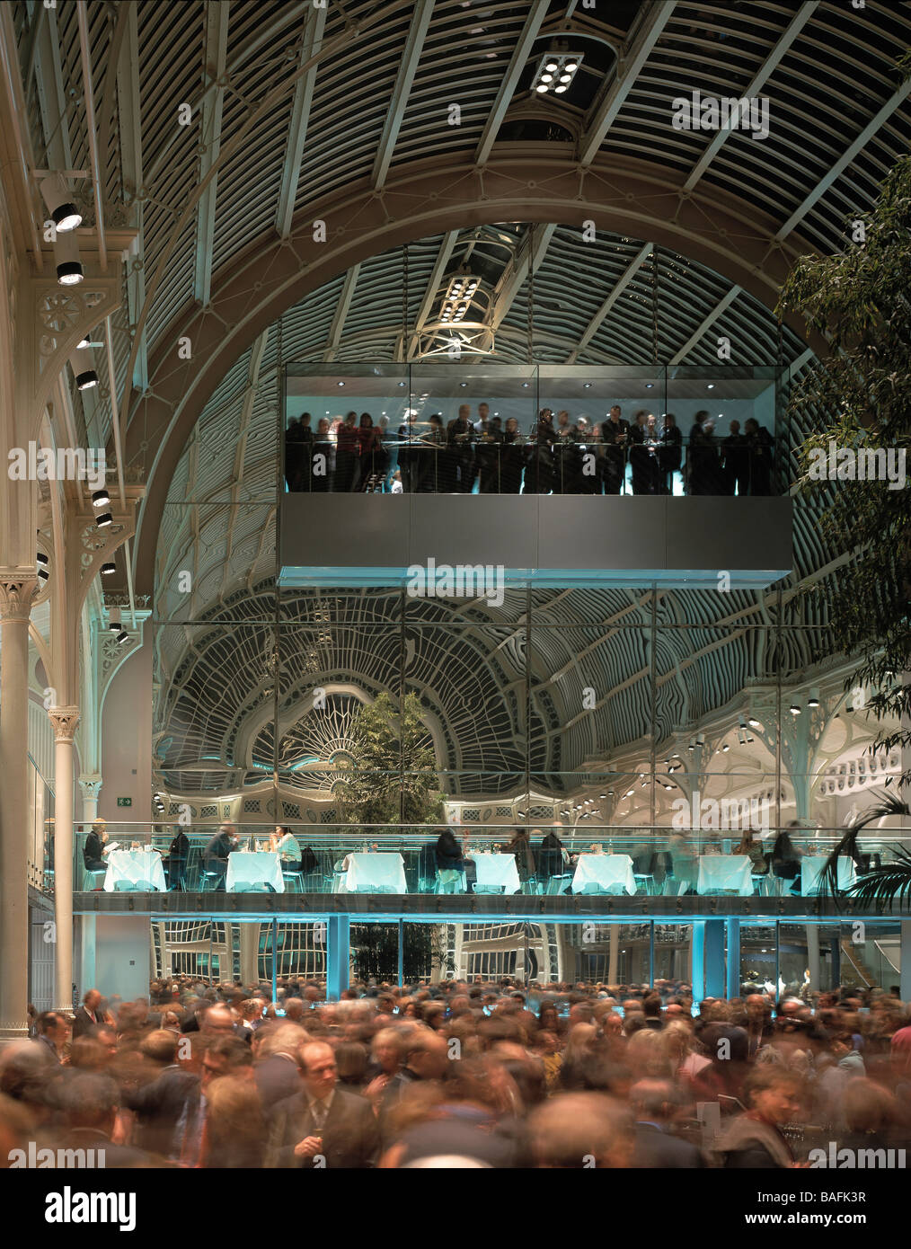 Royal opera house london interior hi-res stock photography and images ...