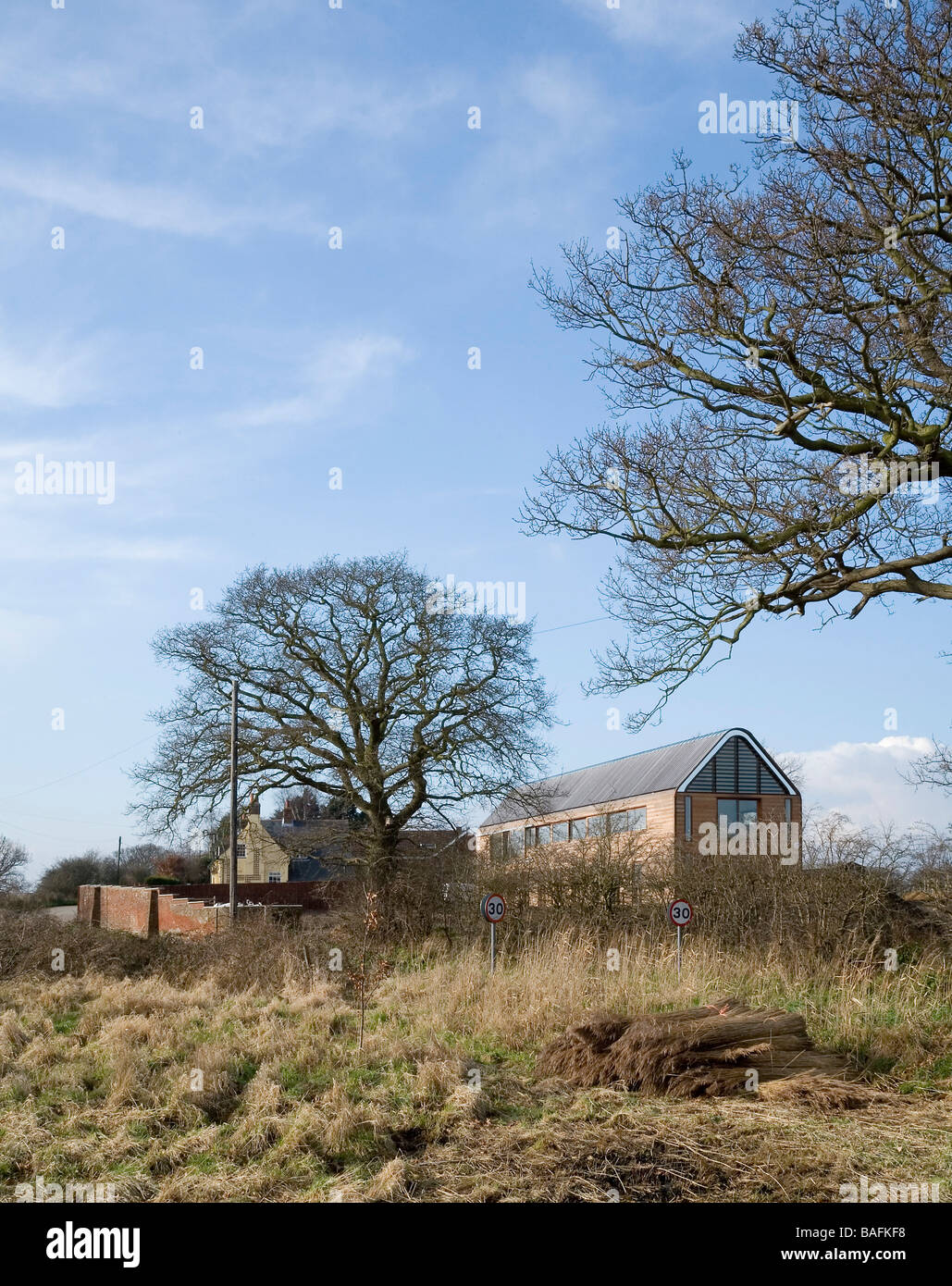Holly Barn Private House, United Kingdom, Knox Bhavan Architects, Holly ...