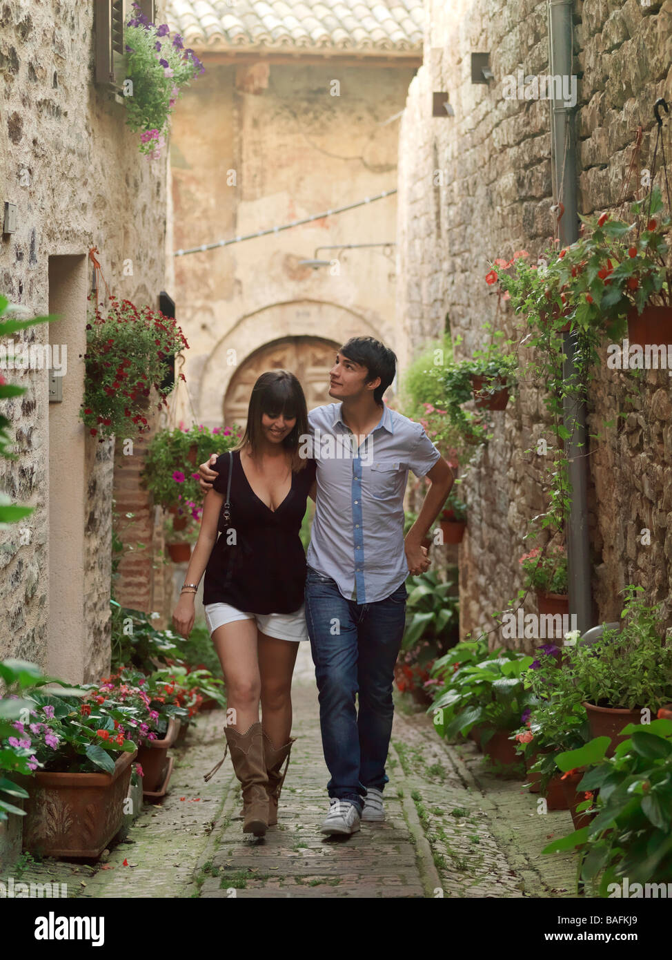 Old italian couple hi-res stock photography and images - Alamy