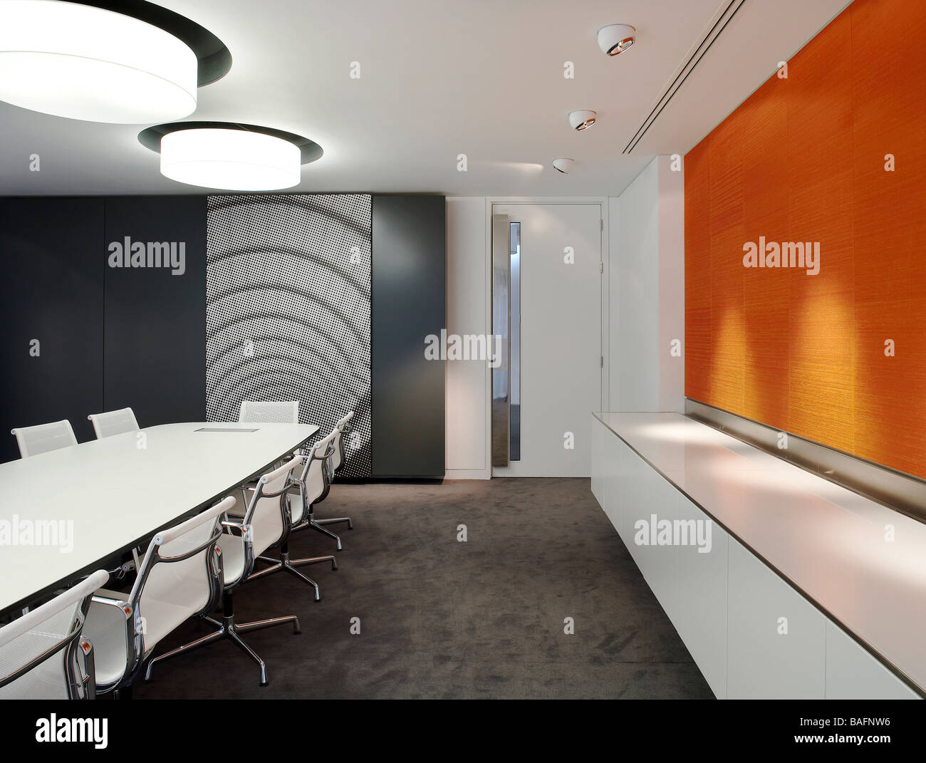 Plough place london hi-res stock photography and images - Alamy