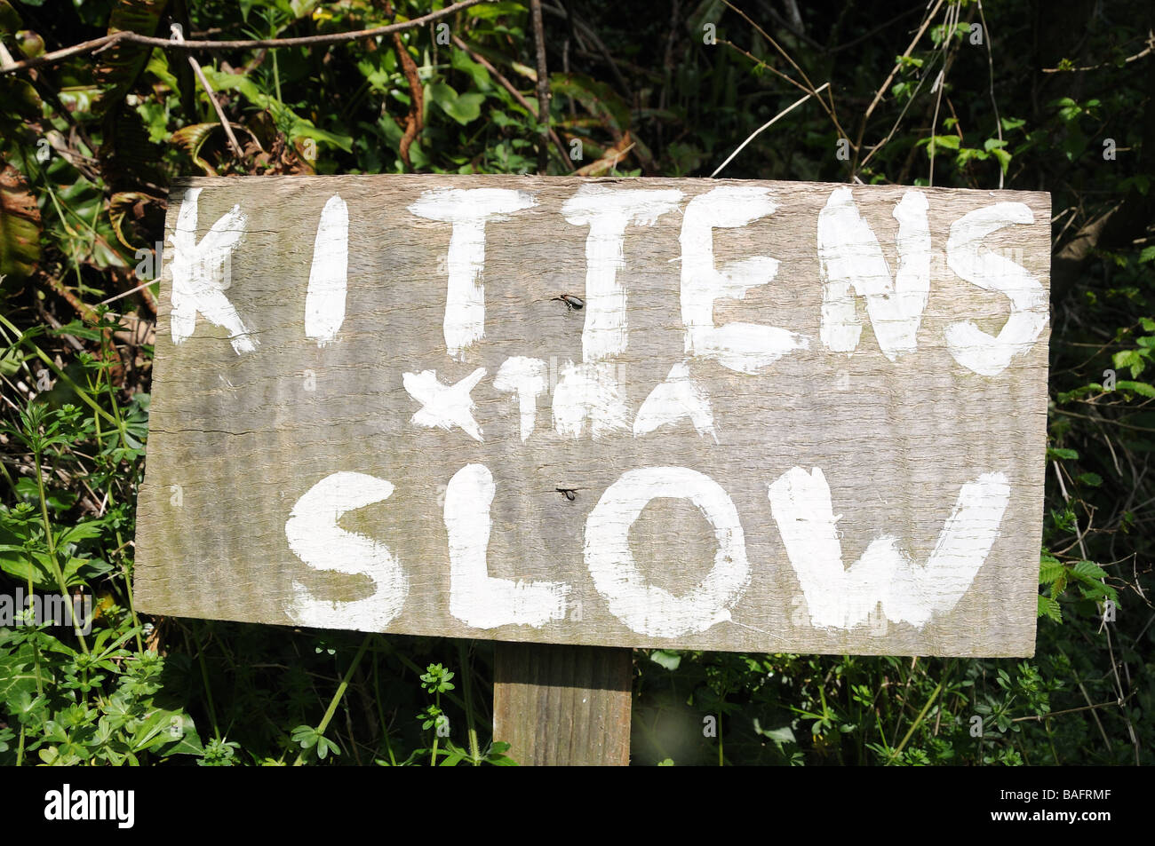 Slow signage hi-res stock photography and images - Alamy