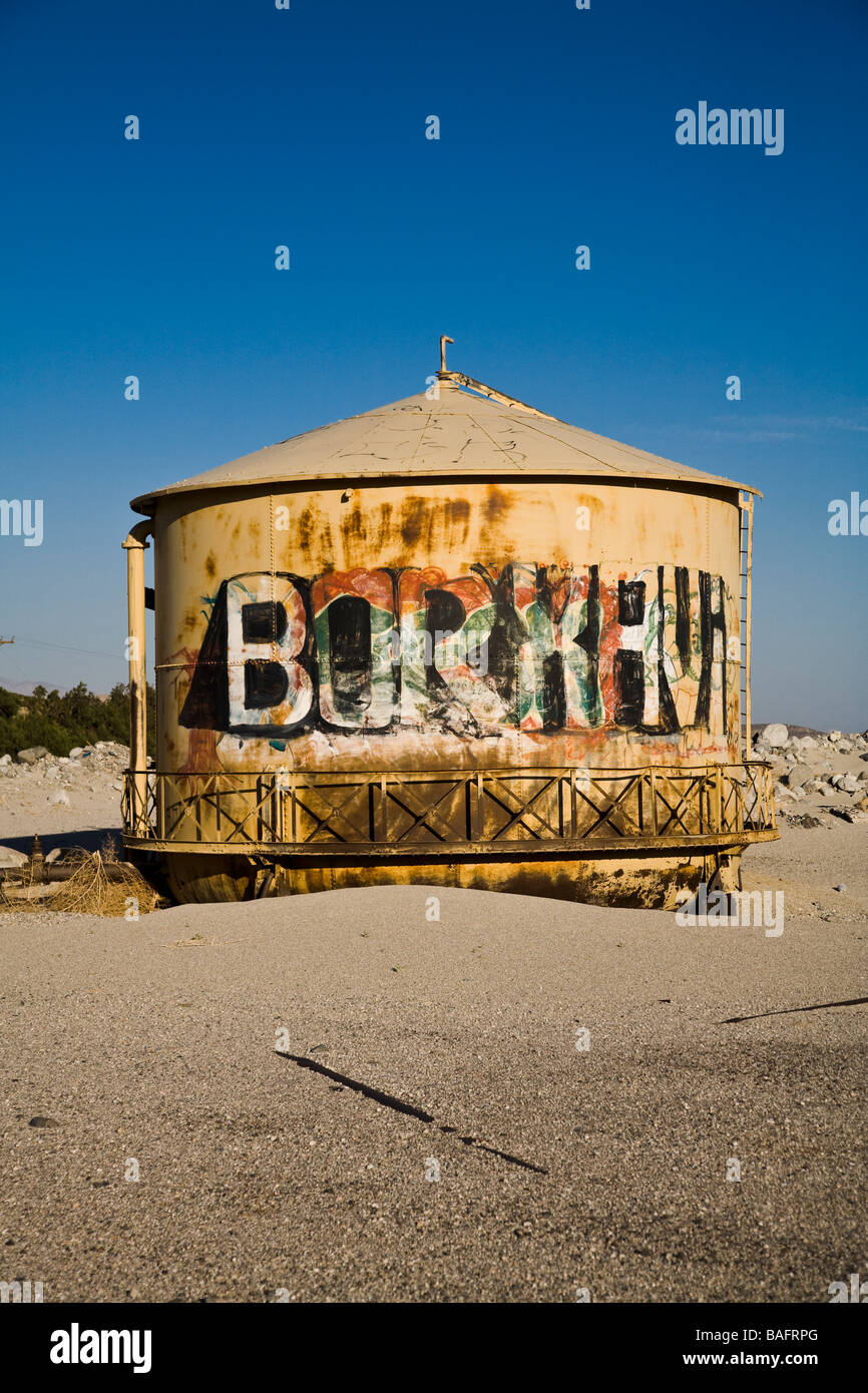 America Desert Water Tank Stock Photos & America Desert Water Tank ...