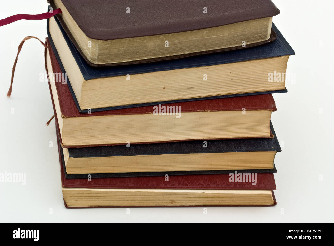 Stack antique squint paper reading hi-res stock photography and images ...