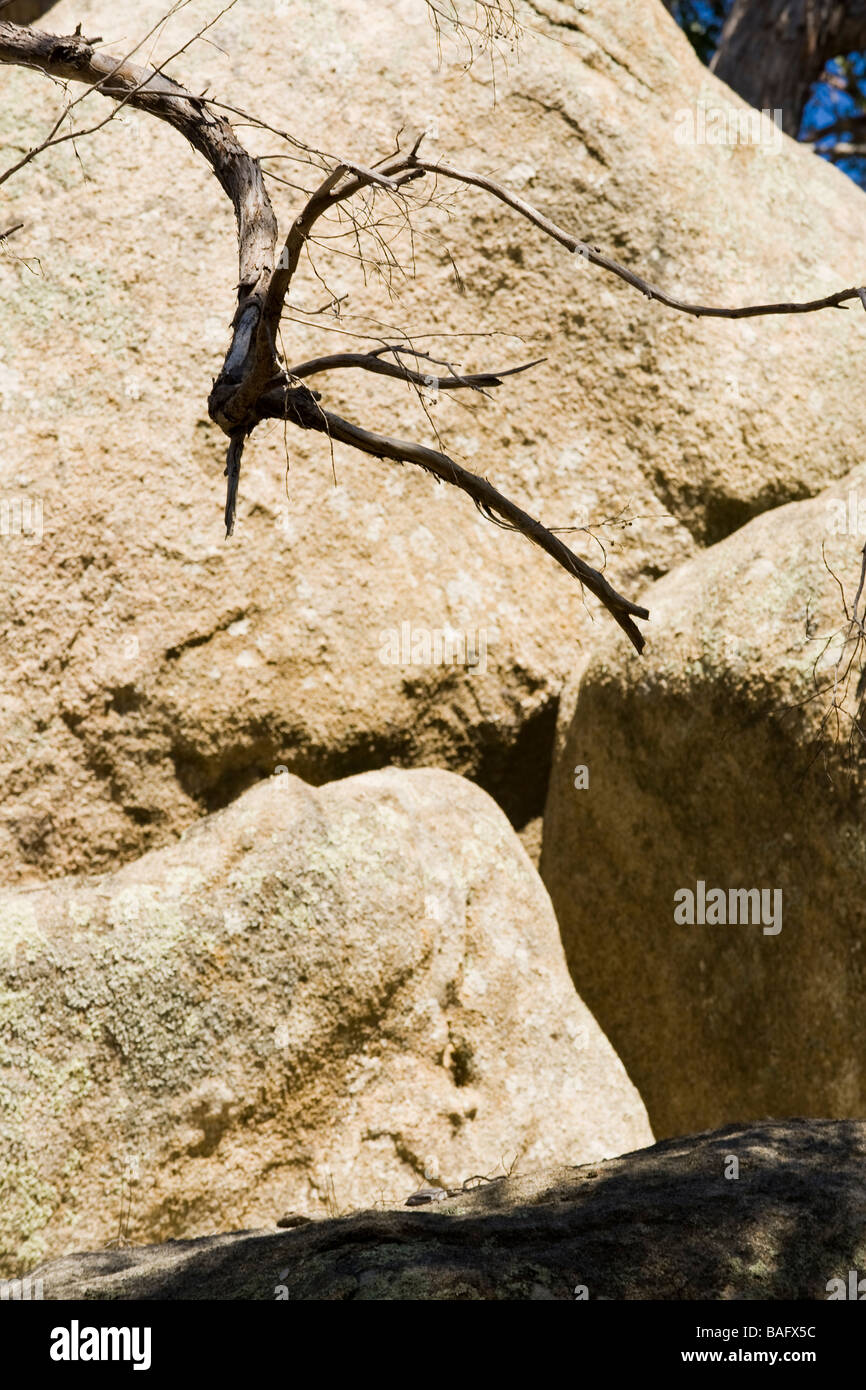 Shadows form in rock crevases Stock Photo - Alamy