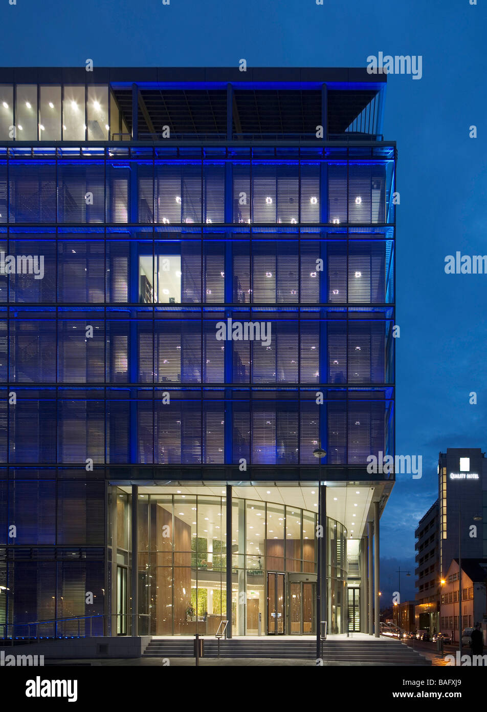 Riverside one sir john rogerson's quay hi-res stock photography and ...