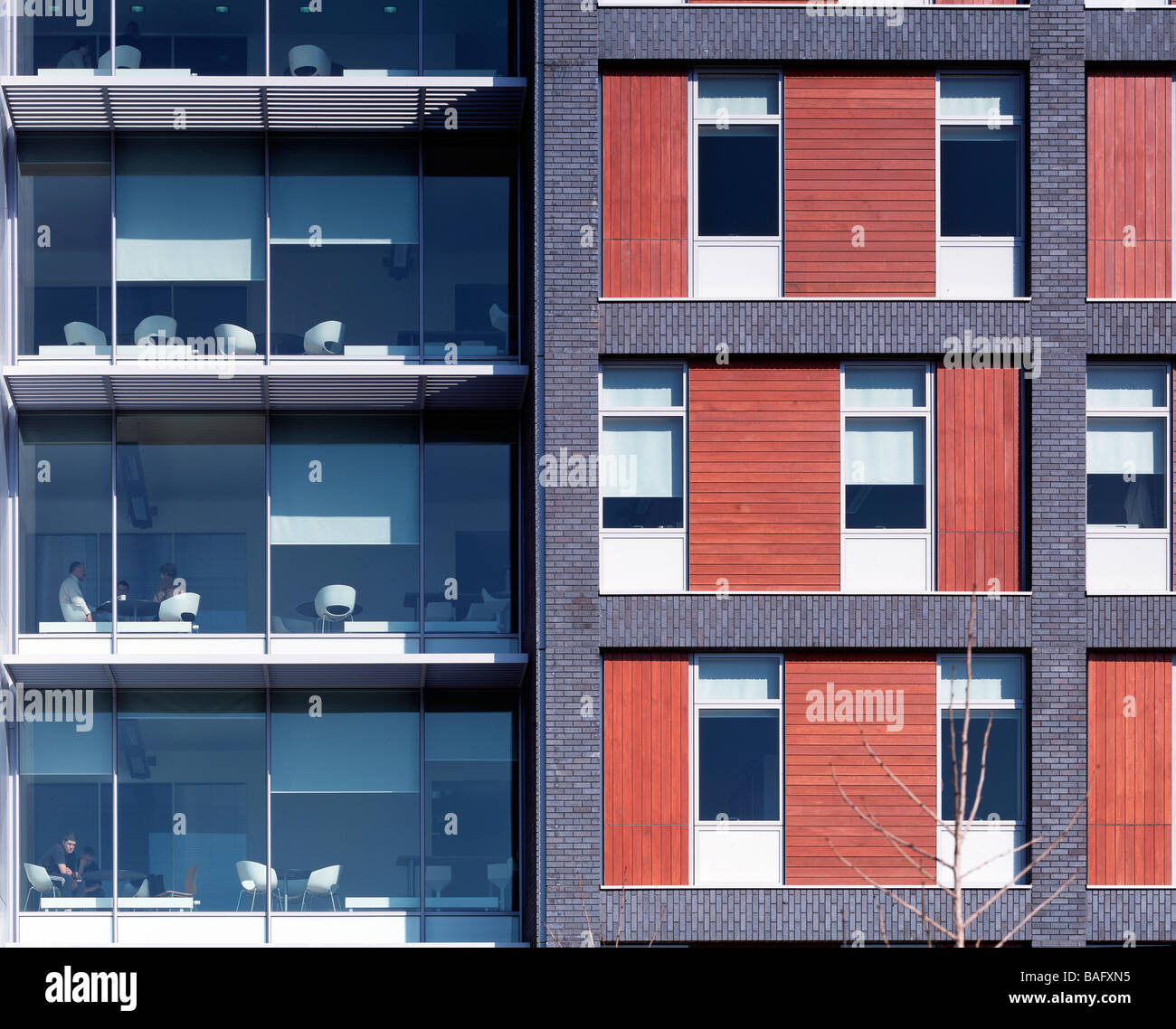 Edifice overall hi-res stock photography and images - Alamy