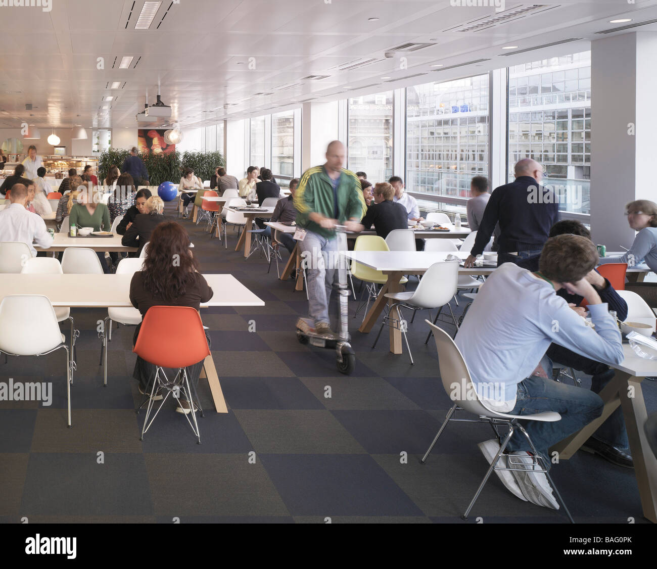 Google cafeteria hi-res stock photography and images - Alamy