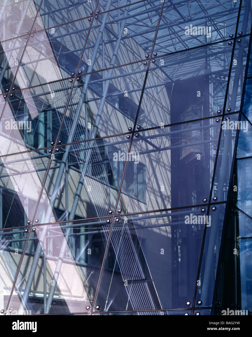 British airways waterside headquarters hi-res stock photography and ...