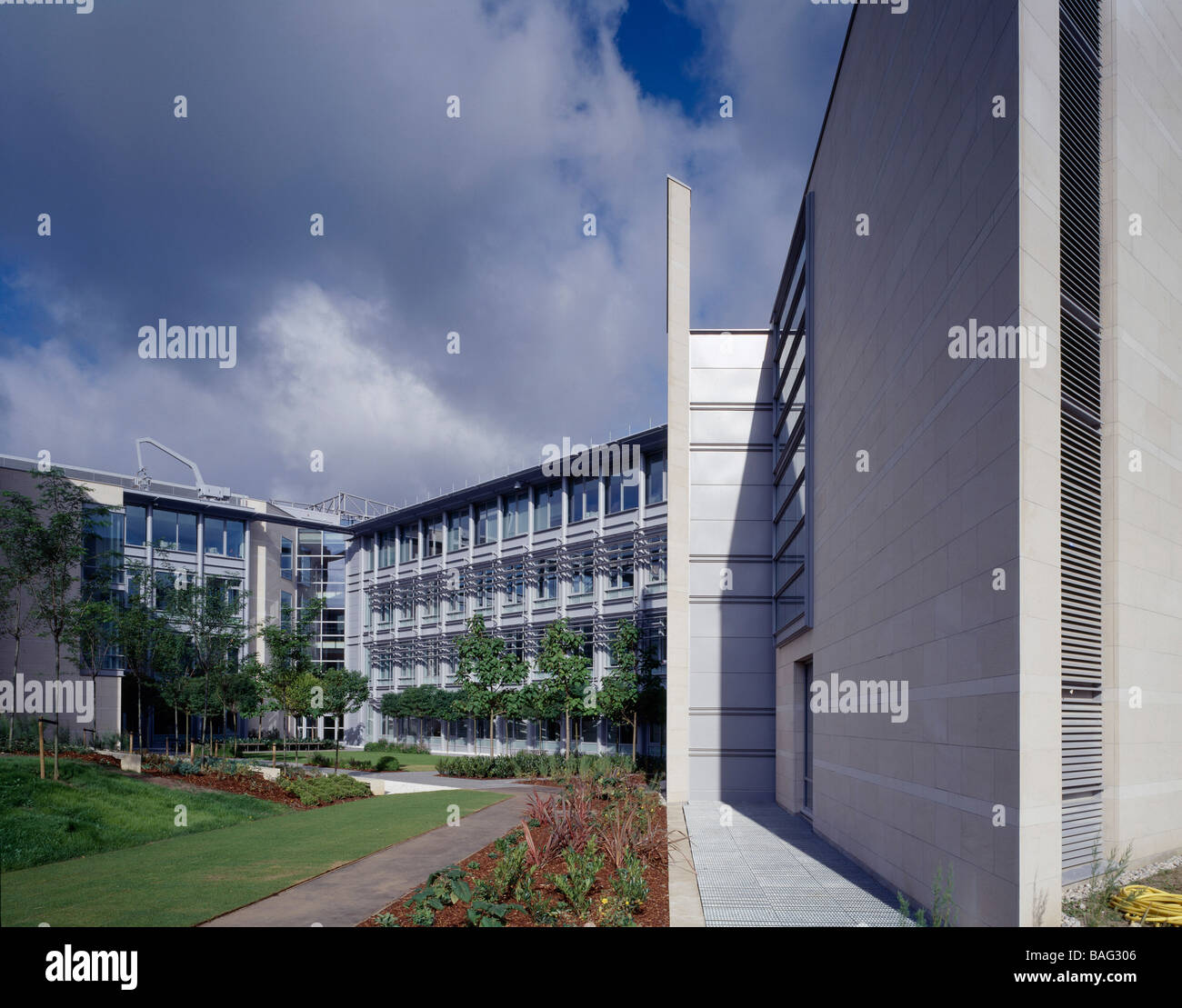 British airways waterside headquarters hi-res stock photography and ...