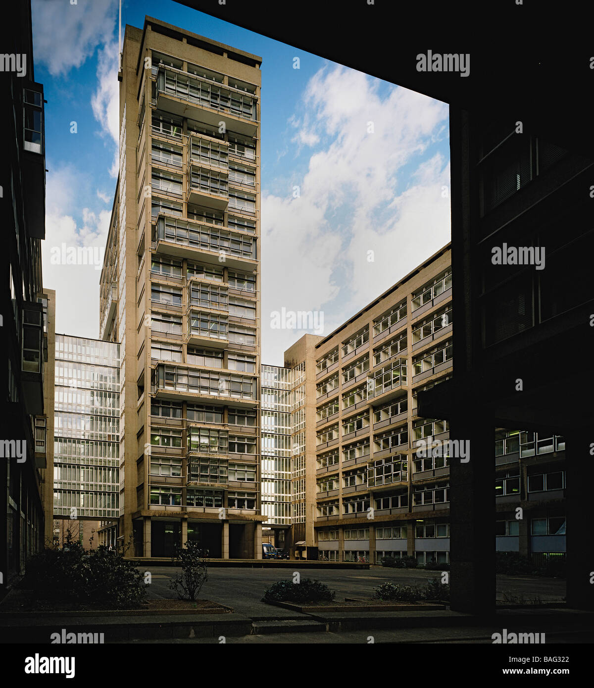 Alexander Fleming House, London, United Kingdom, Erno Goldfinger ...