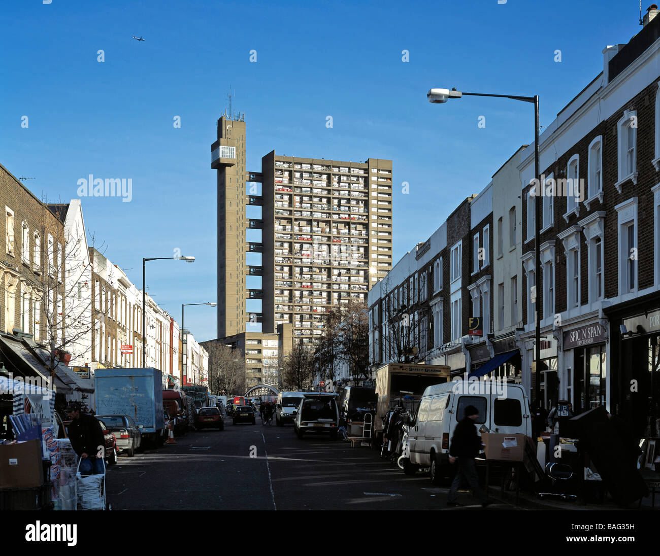 Trellick Tower, London, United Kingdom, Erno Goldfinger, Trellick tower ...