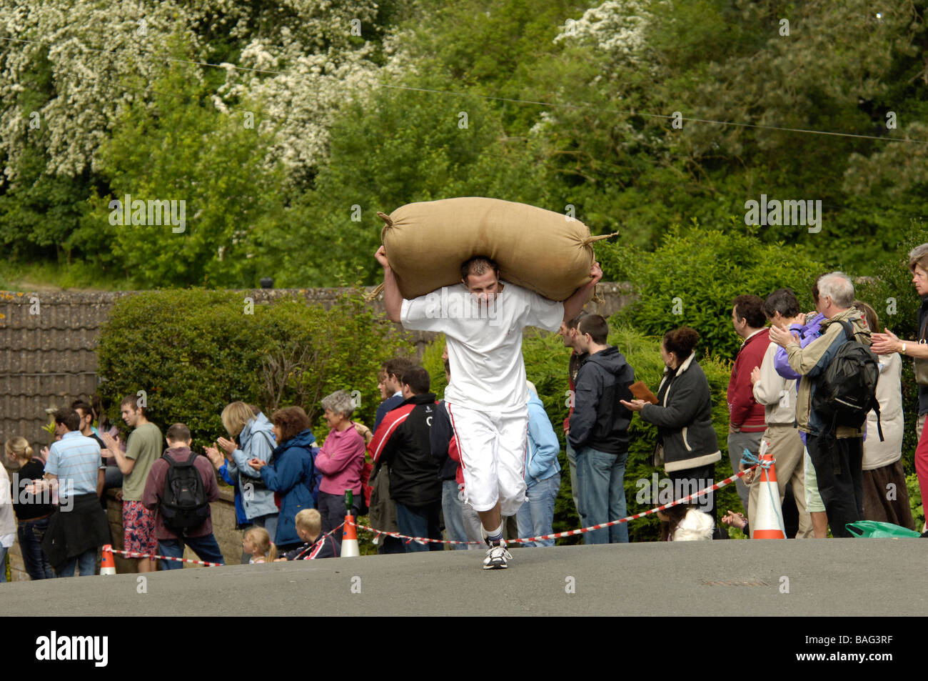 Tetbury Woolsack Races Gloucestershire England May 2006 Stock Photo - Alamy