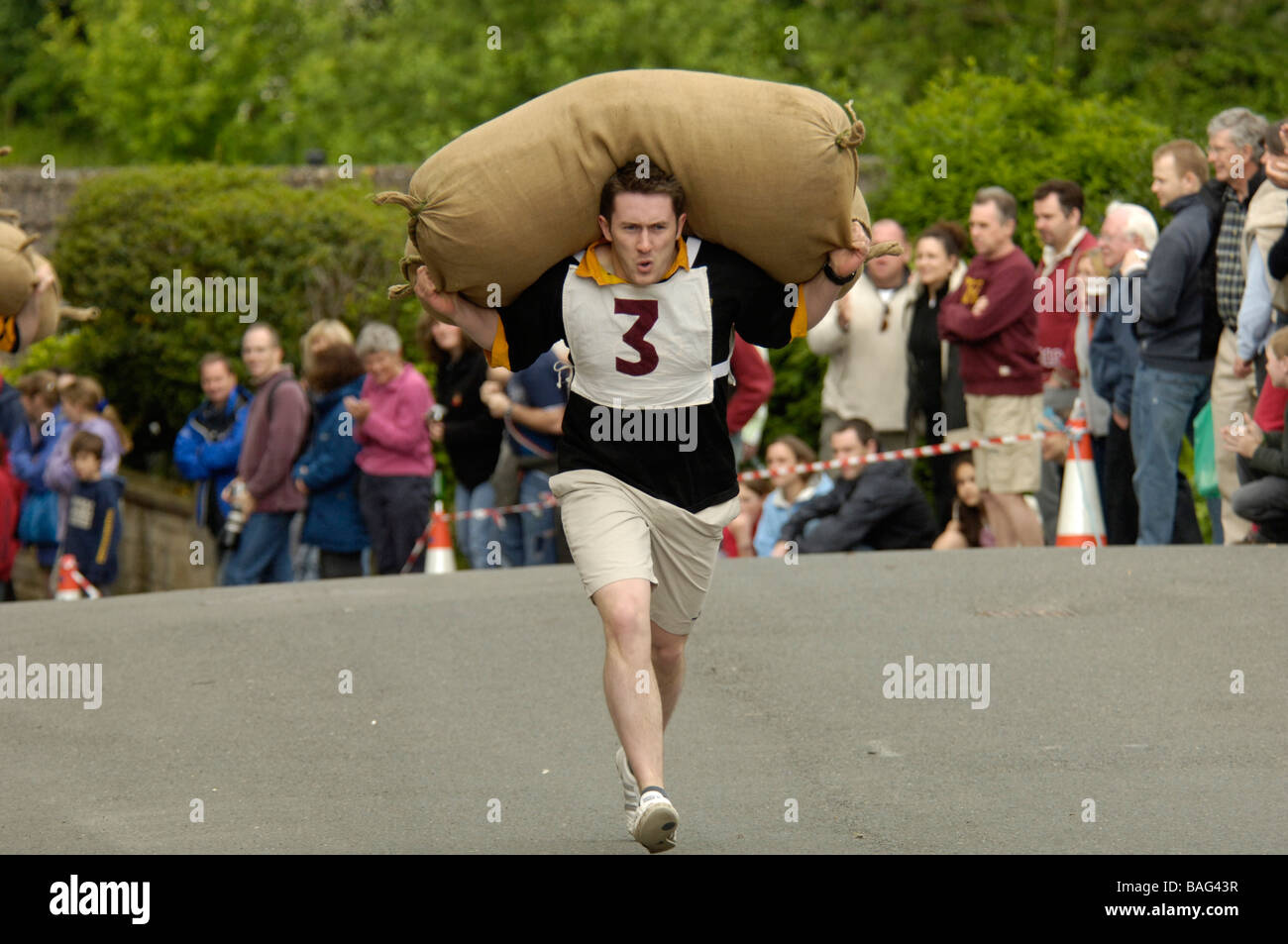 Tetbury Woolsack Races Gloucestershire England May 2006 Stock Photo - Alamy