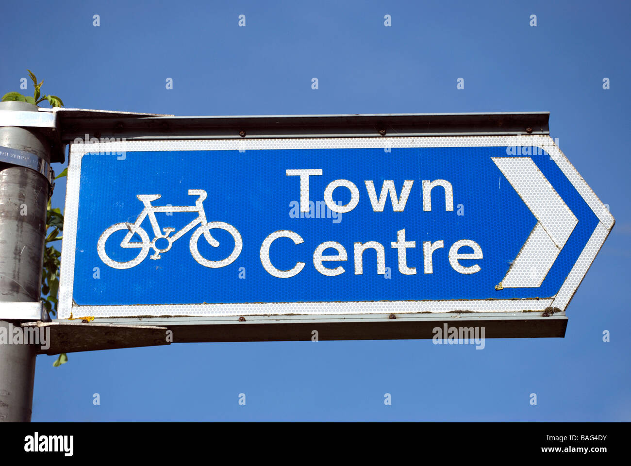 british blue and white cycle route sign indicating town centre Stock ...