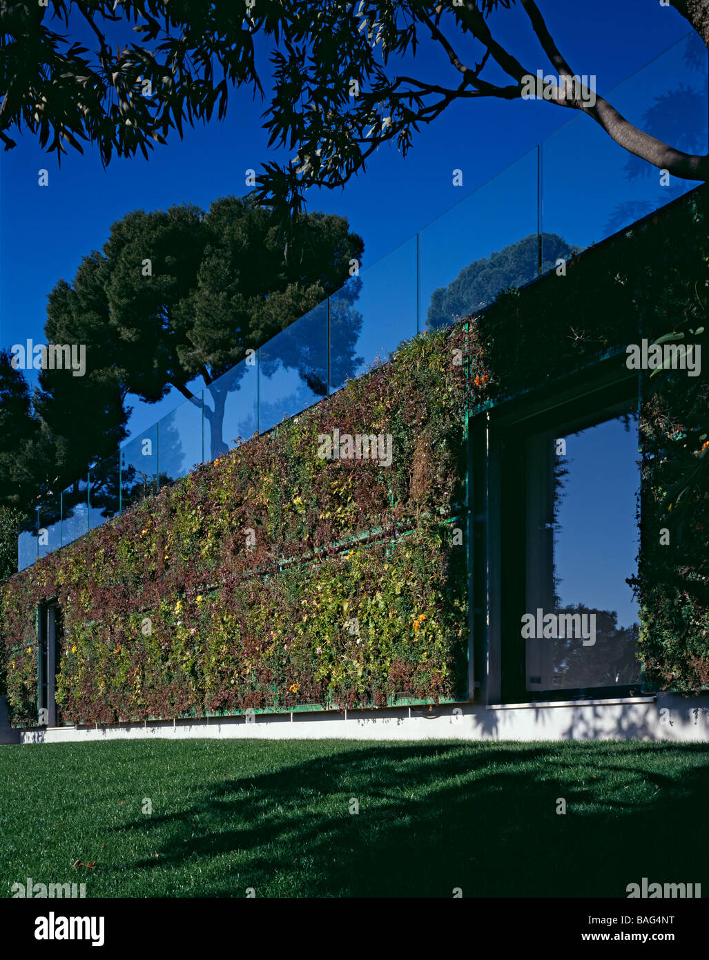 Eze architecture hi-res stock photography and images - Alamy