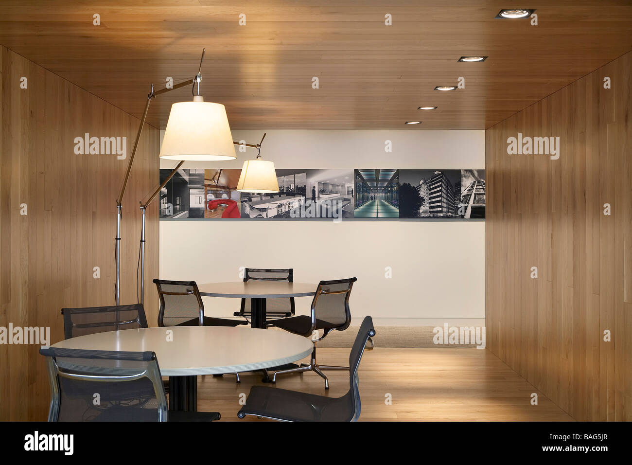 isg offices informal meeting space Stock Photo - Alamy