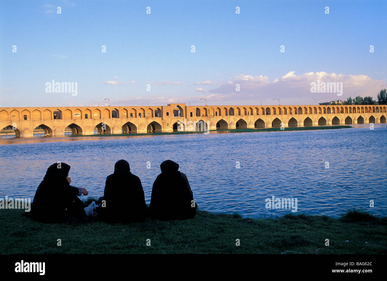 Iran, Isfahan Province, Esfah?n, Khaju bridge Stock Photo - Alamy