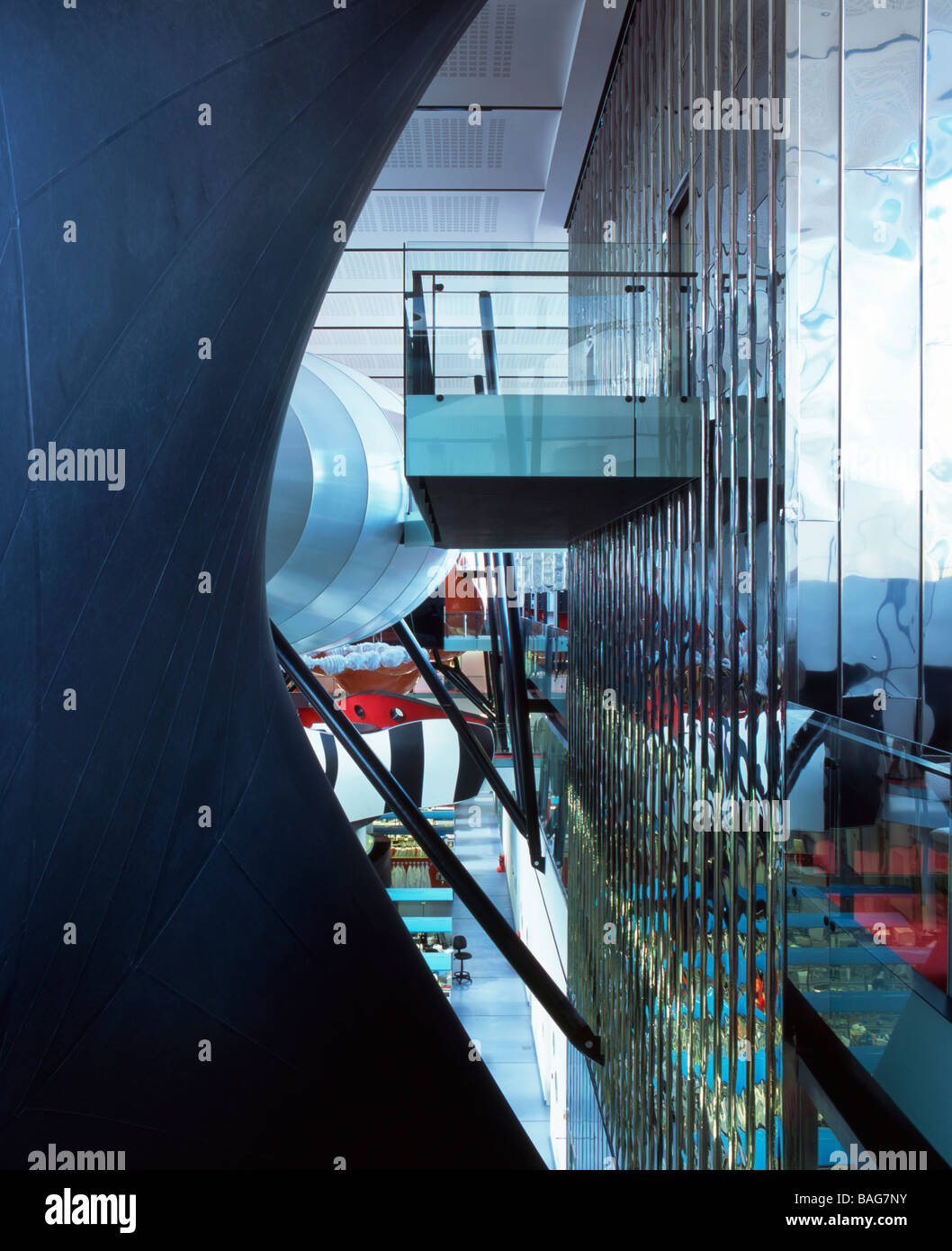 Blizzard Building Institute of Cell and Molecular Science, London ...