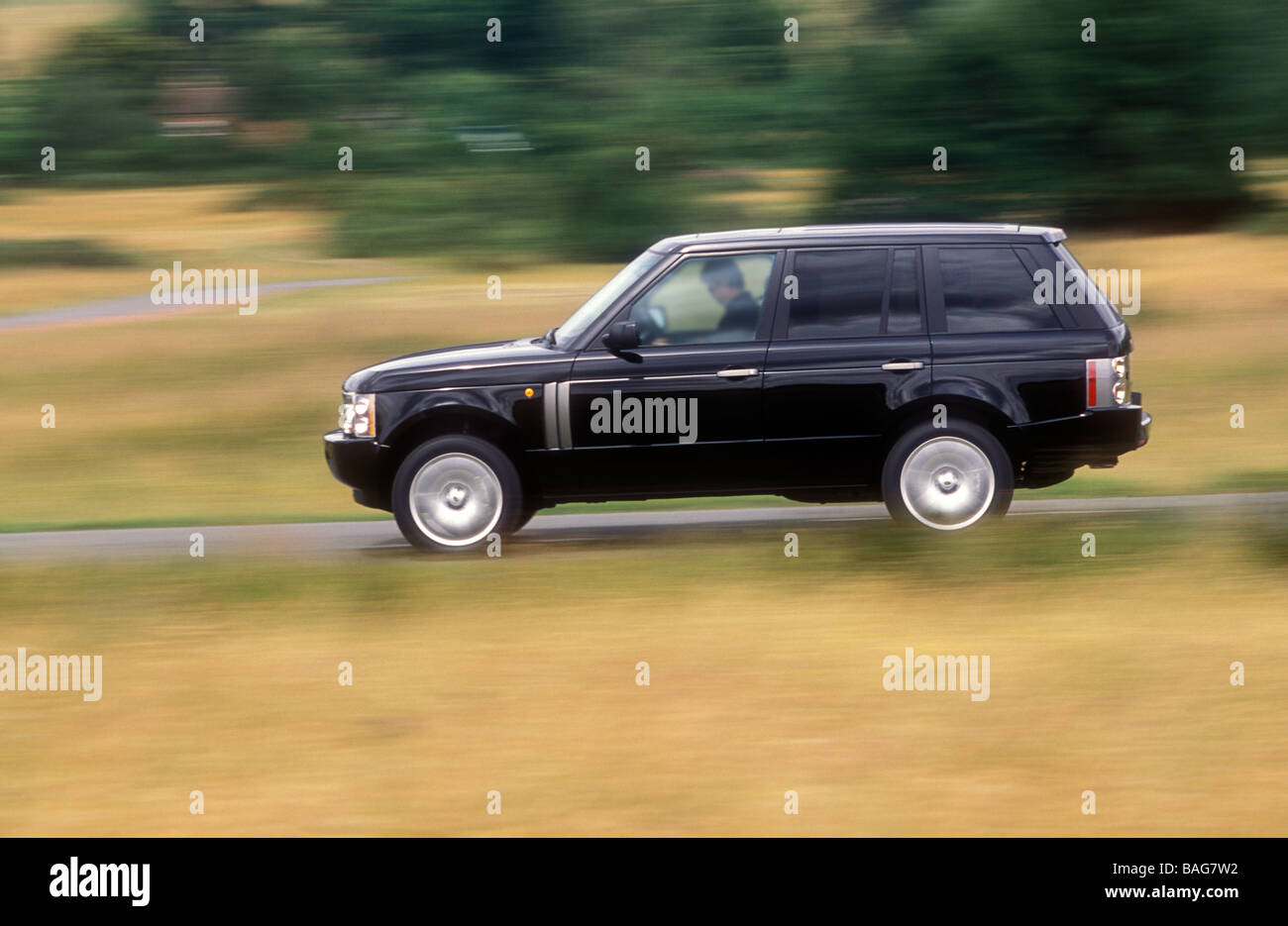 Range Rover 4x4 driving at speed Stock Photo - Alamy