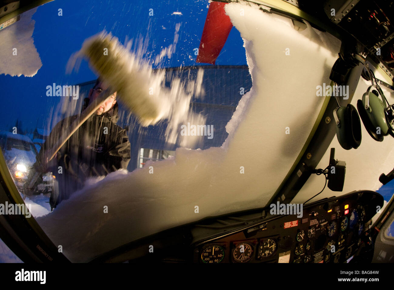 Snow helicopter skiing resort hi-res stock photography and images - Alamy