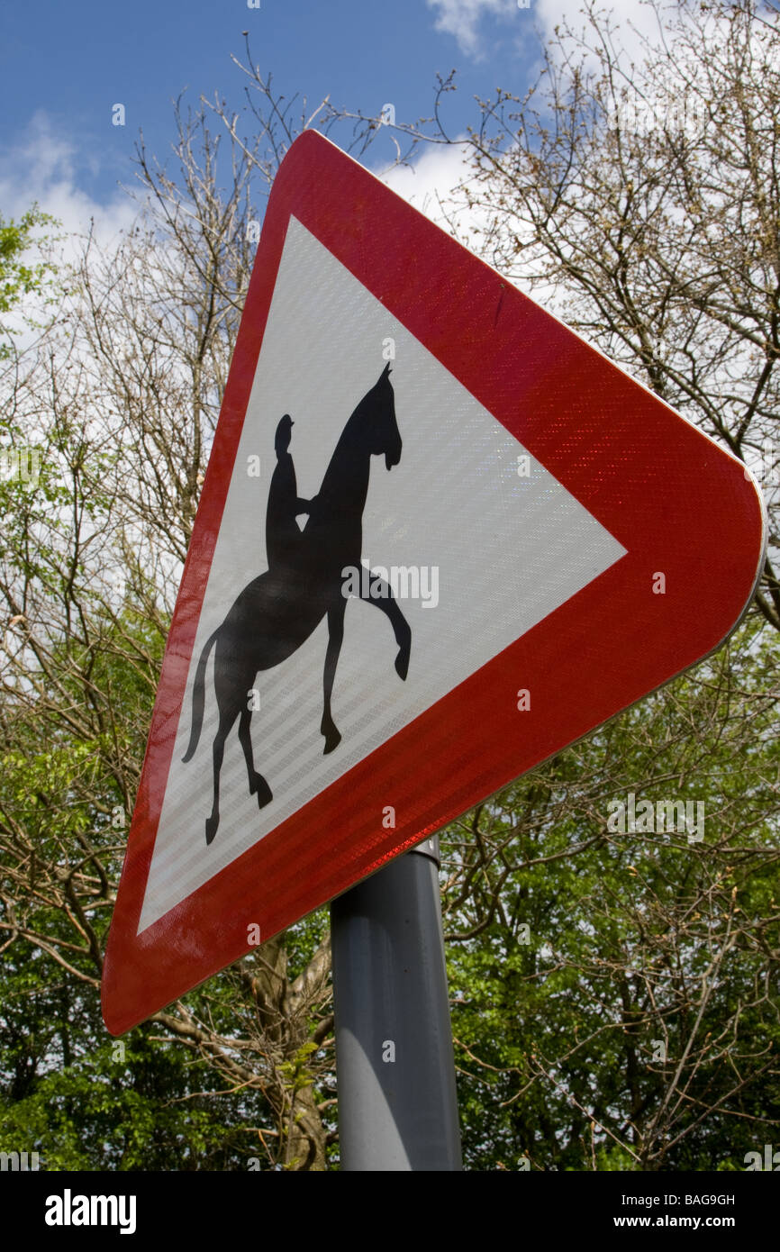 "Warning Horses" road sign Stock Photo - Alamy