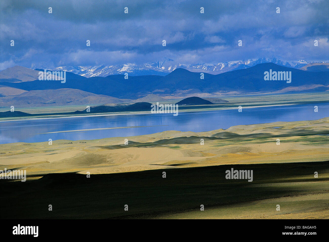 China, Tibet Autonomous Region, Ngari Prefecture, near Paryang ...