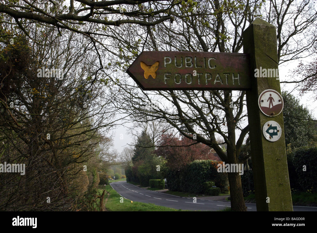 English public footpath hi-res stock photography and images - Alamy