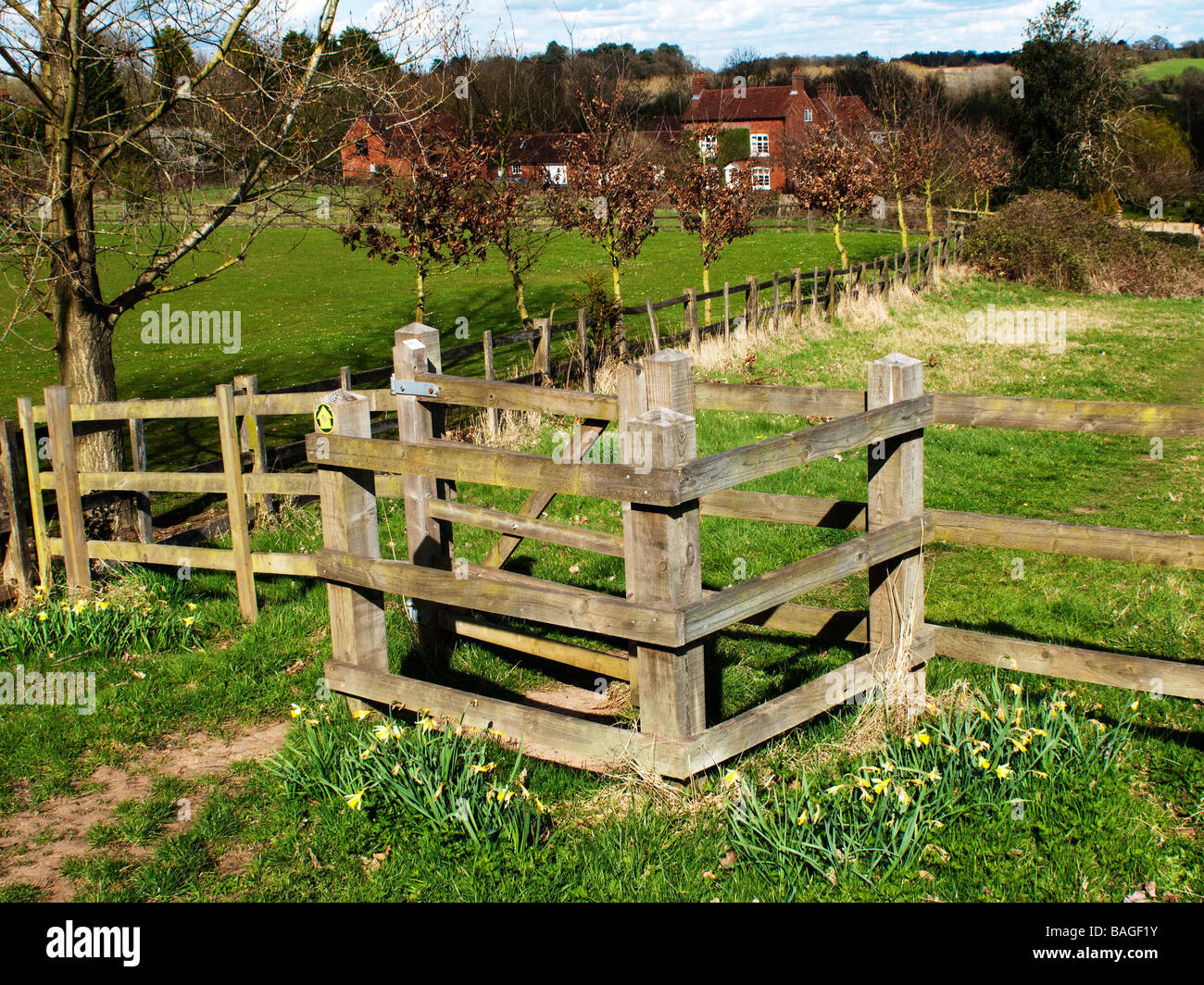 A gate on a footpath Stock Photo - Alamy