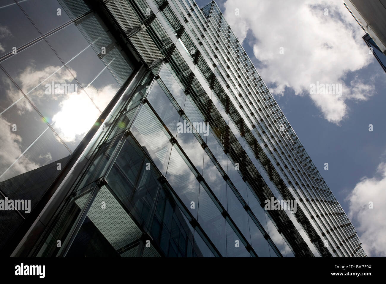 PLANTATION PLACE, ARUP ASSOCIATES, LONDON, UNITED KINGDOM Stock Photo ...