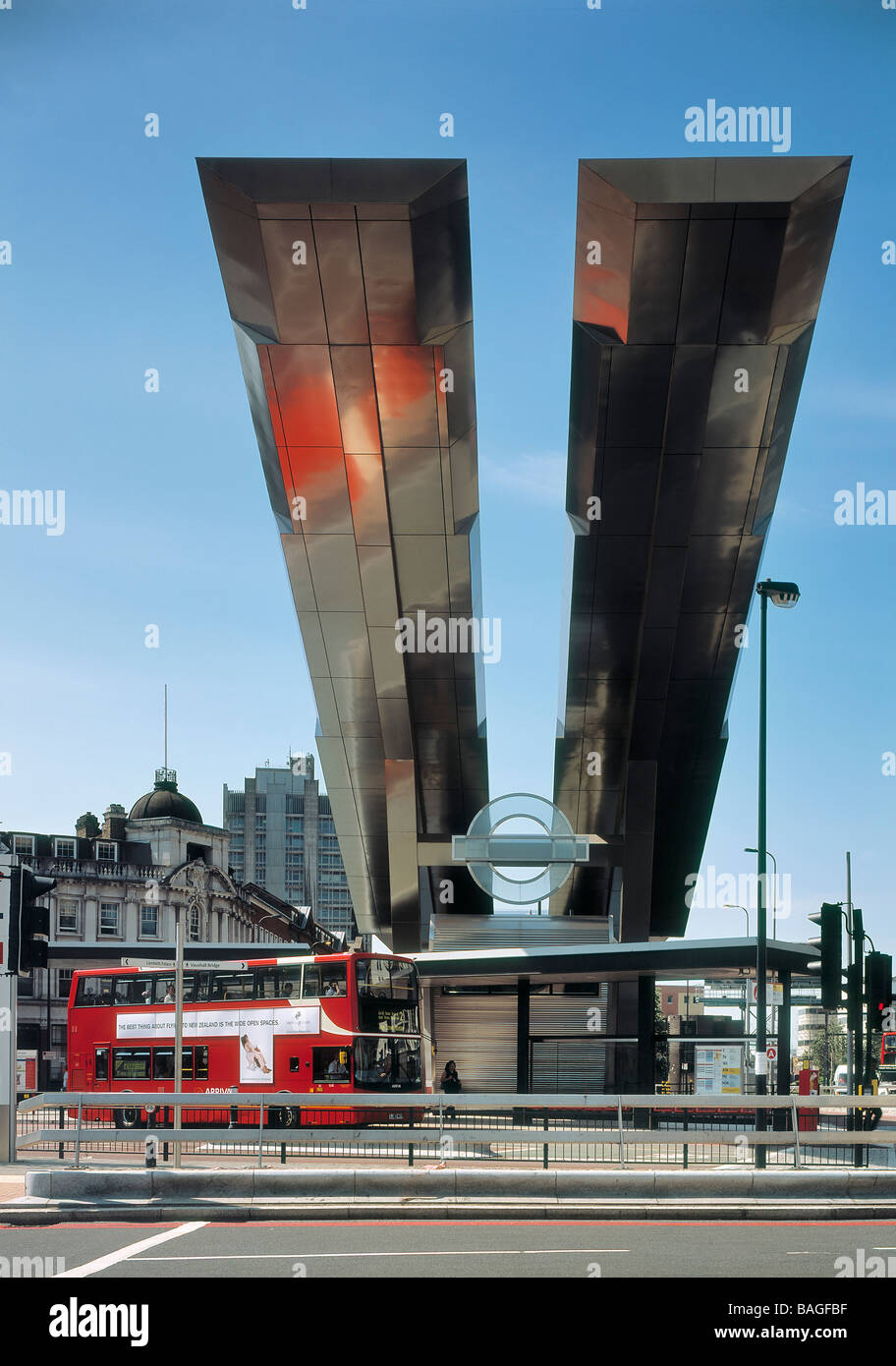 Vauxhall Cross Bus Station, London, United Kingdom, Arup Associates ...