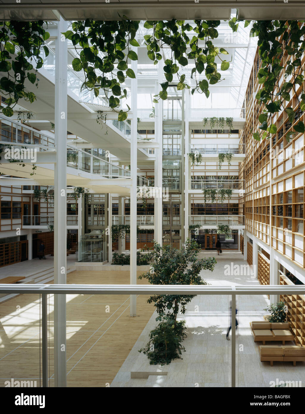 WIGGINS TEAPE BUILDING [GATEWAY 2], ARUP ASSOCIATES, BASINGSTOKE ...