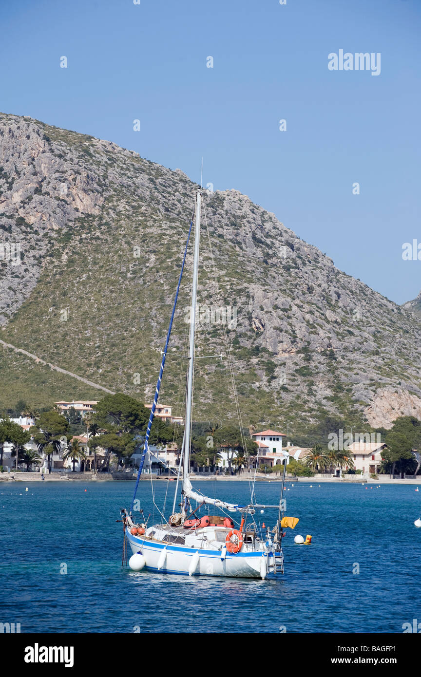 Spanish boat yacht hi-res stock photography and images - Alamy