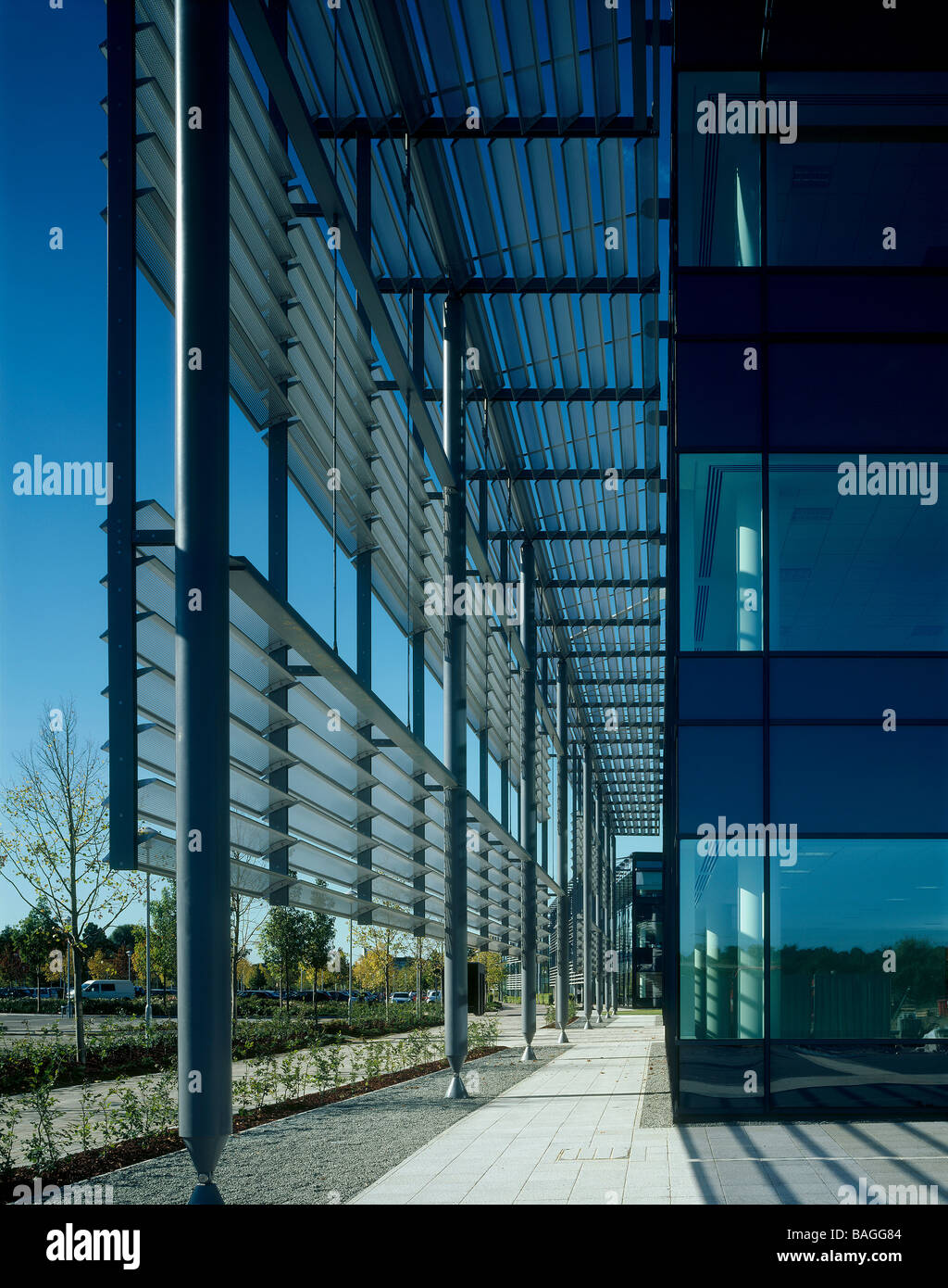 UXBRIDGE BUSINESS PARK, AUKETT FITZROY ROBINSON, UXBRIDGE, UNITED ...