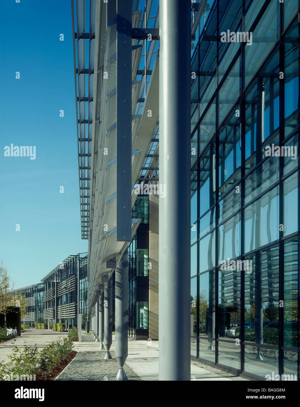 Uxbridge business park hi-res stock photography and images - Alamy