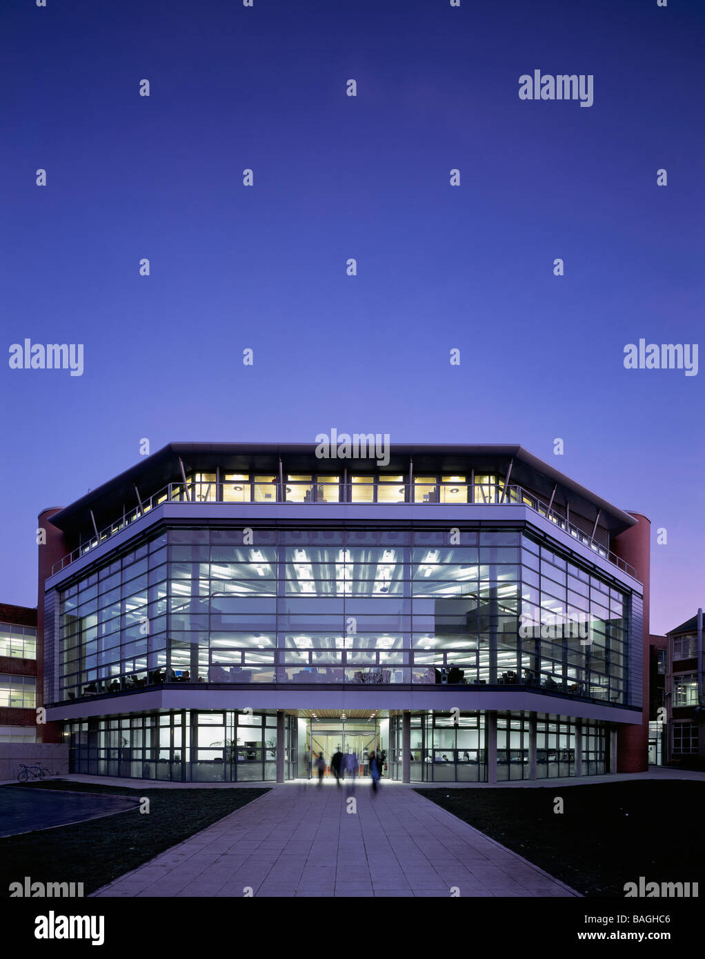 WOLVERHAMPTON UNIVERSITY IT COMPLEX, BUILDING DESIGN PARTNERSHIP ...