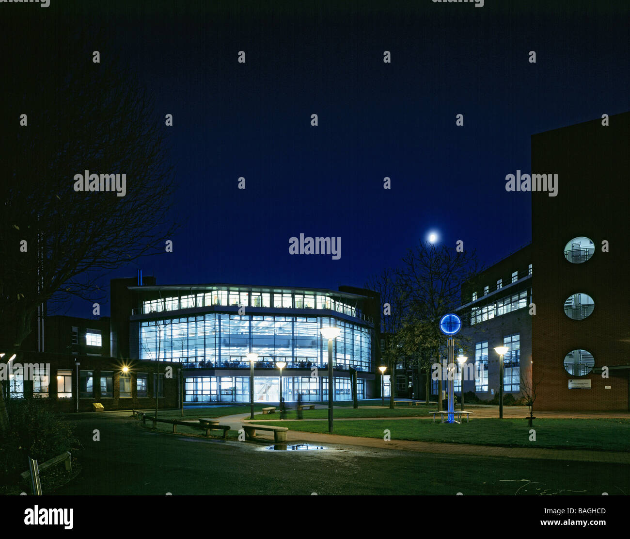 WOLVERHAMPTON UNIVERSITY IT COMPLEX, BUILDING DESIGN PARTNERSHIP ...