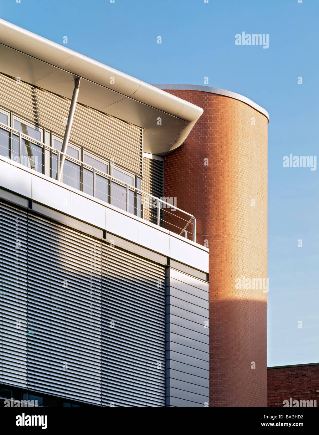 WOLVERHAMPTON UNIVERSITY IT COMPLEX, BUILDING DESIGN PARTNERSHIP ...