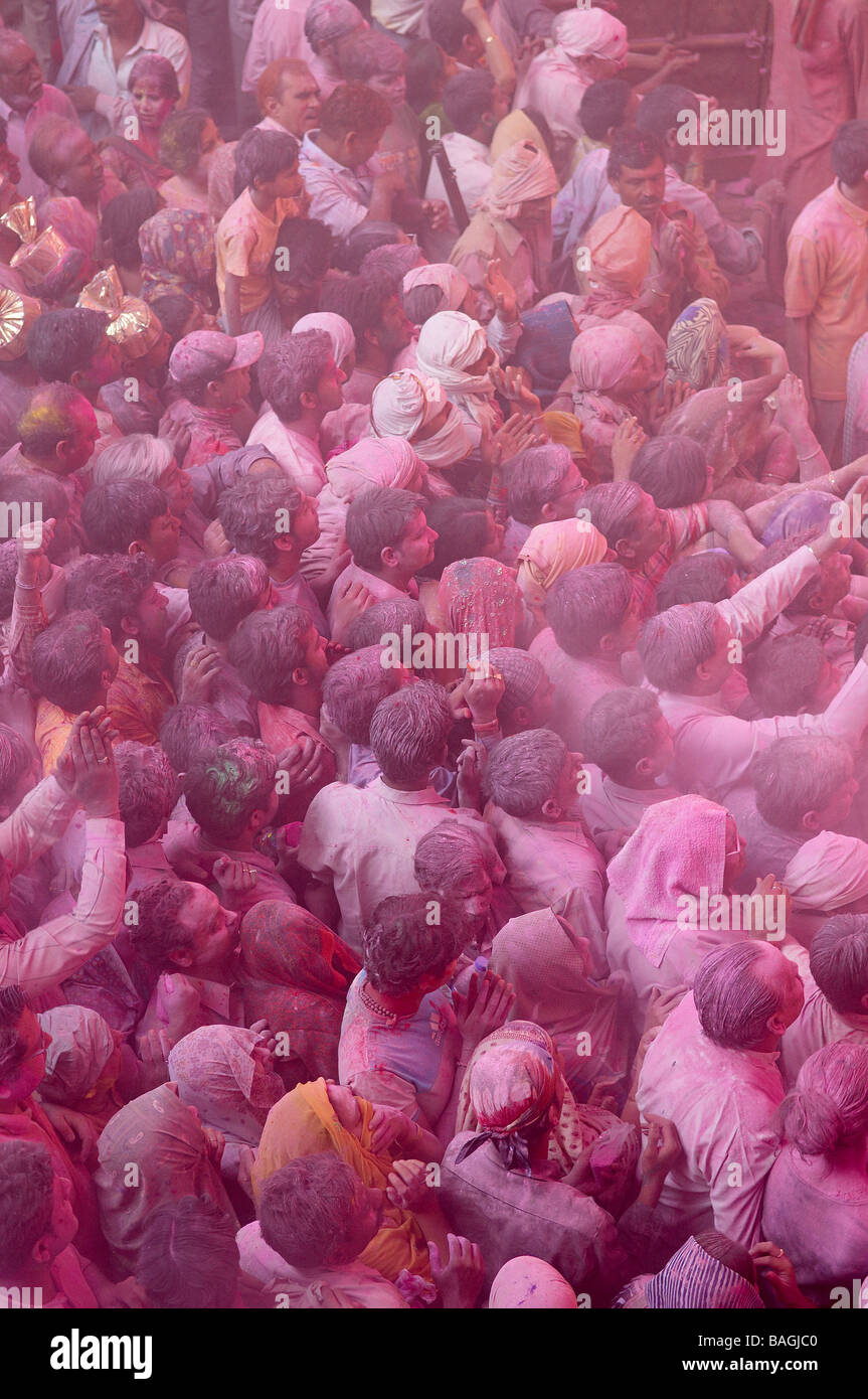 India, Uttar Pradesh, temple dedicated to the God Krishna, Holi ...