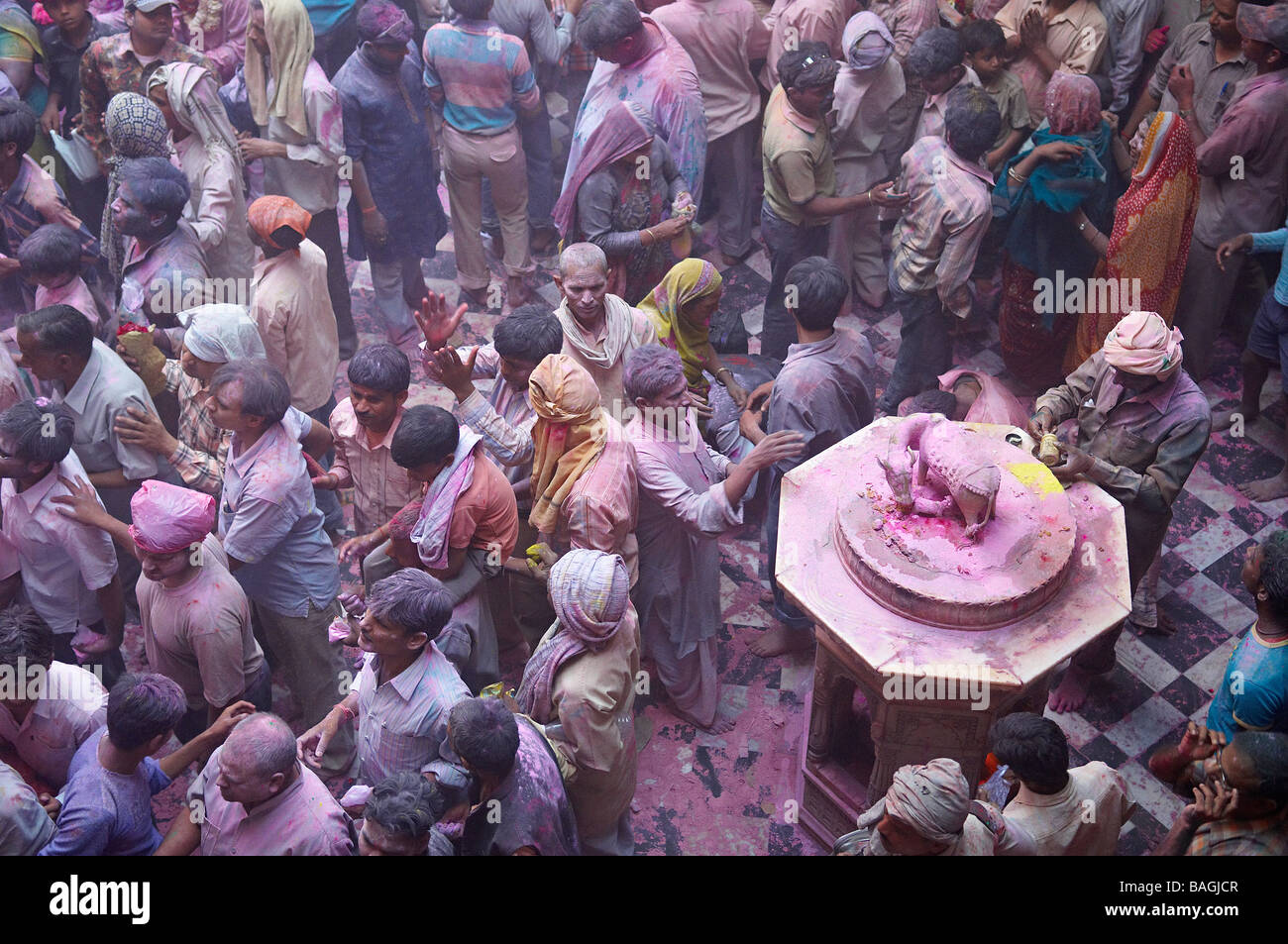 India, Uttar Pradesh, temple dedicated to the God Krishna, Holi ...
