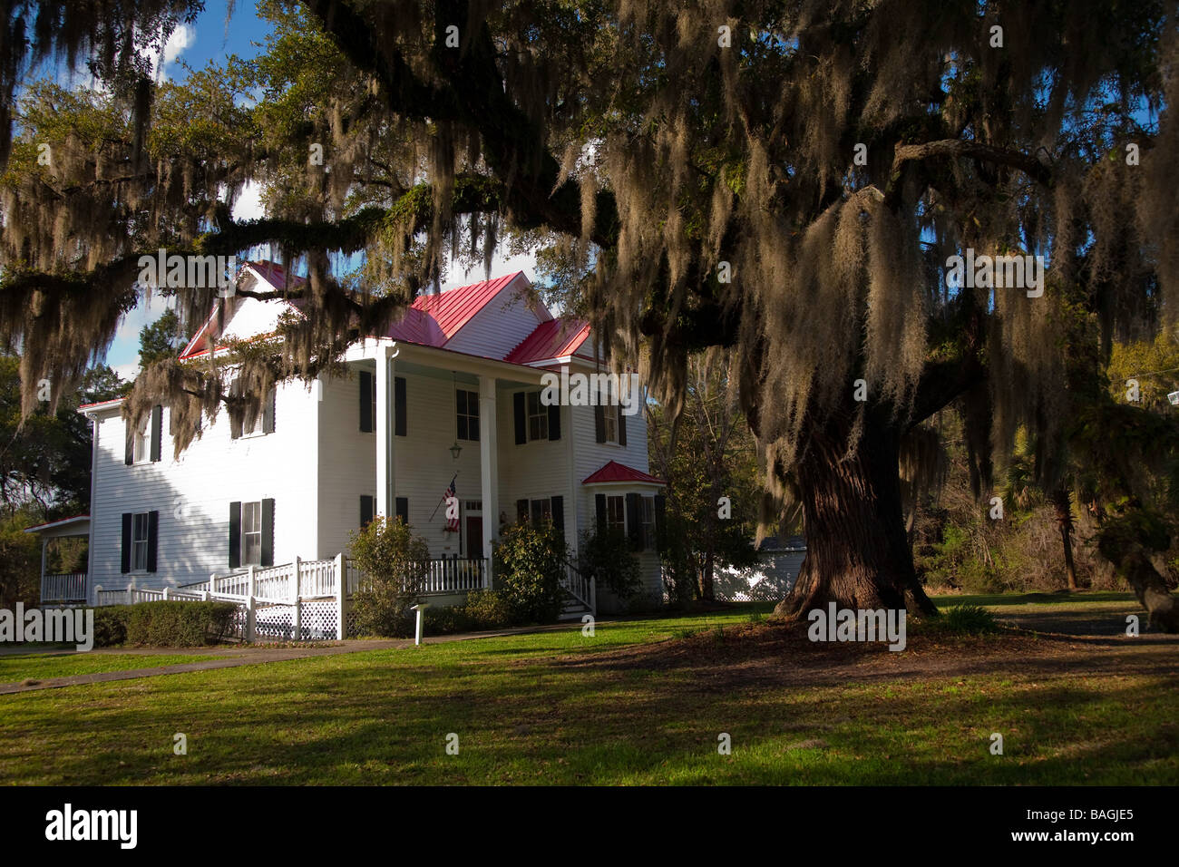 Historical Plantation near Charleston serves as tourist attraction in ...