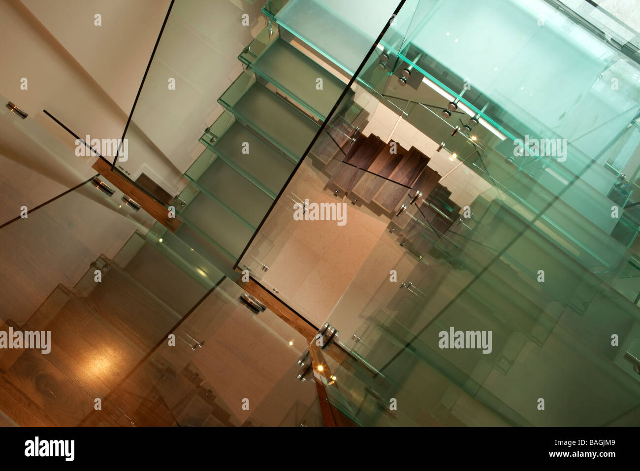 Glass staircase hi-res stock photography and images - Alamy