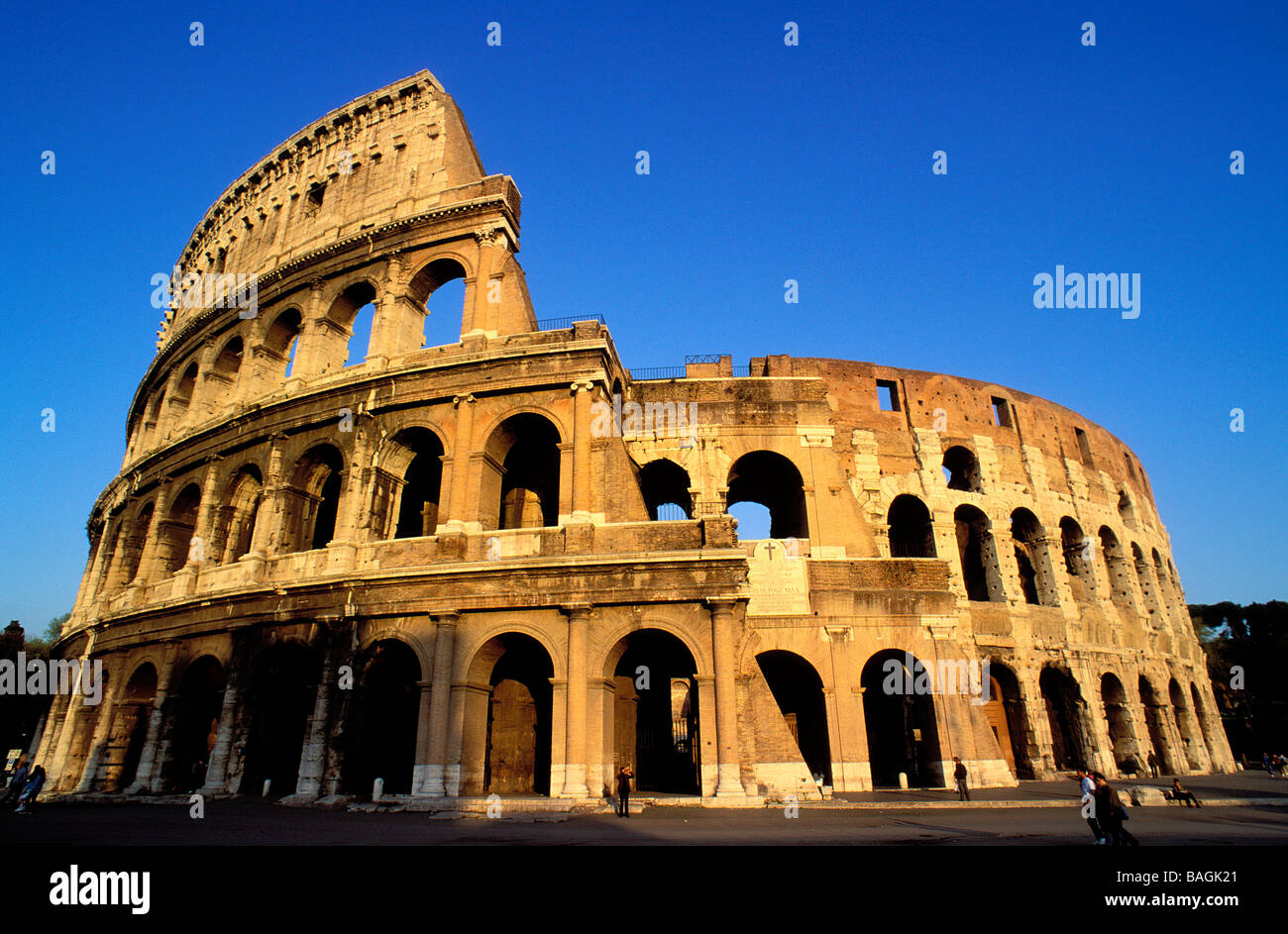 Colosseum rome structure hi-res stock photography and images - Alamy