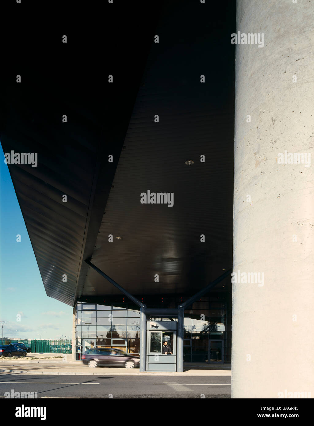 PINEWOOD FILM STUDIOS GATE HOUSE AND 007 STAGE EXT, BURLAND TM ...