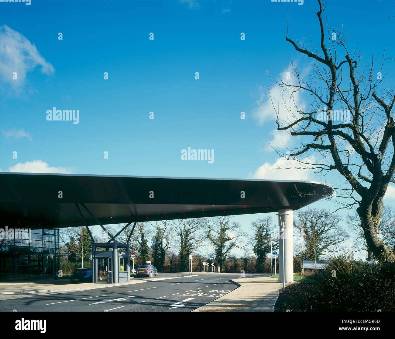 PINEWOOD FILM STUDIOS GATE HOUSE AND 007 STAGE EXT, BURLAND TM ...