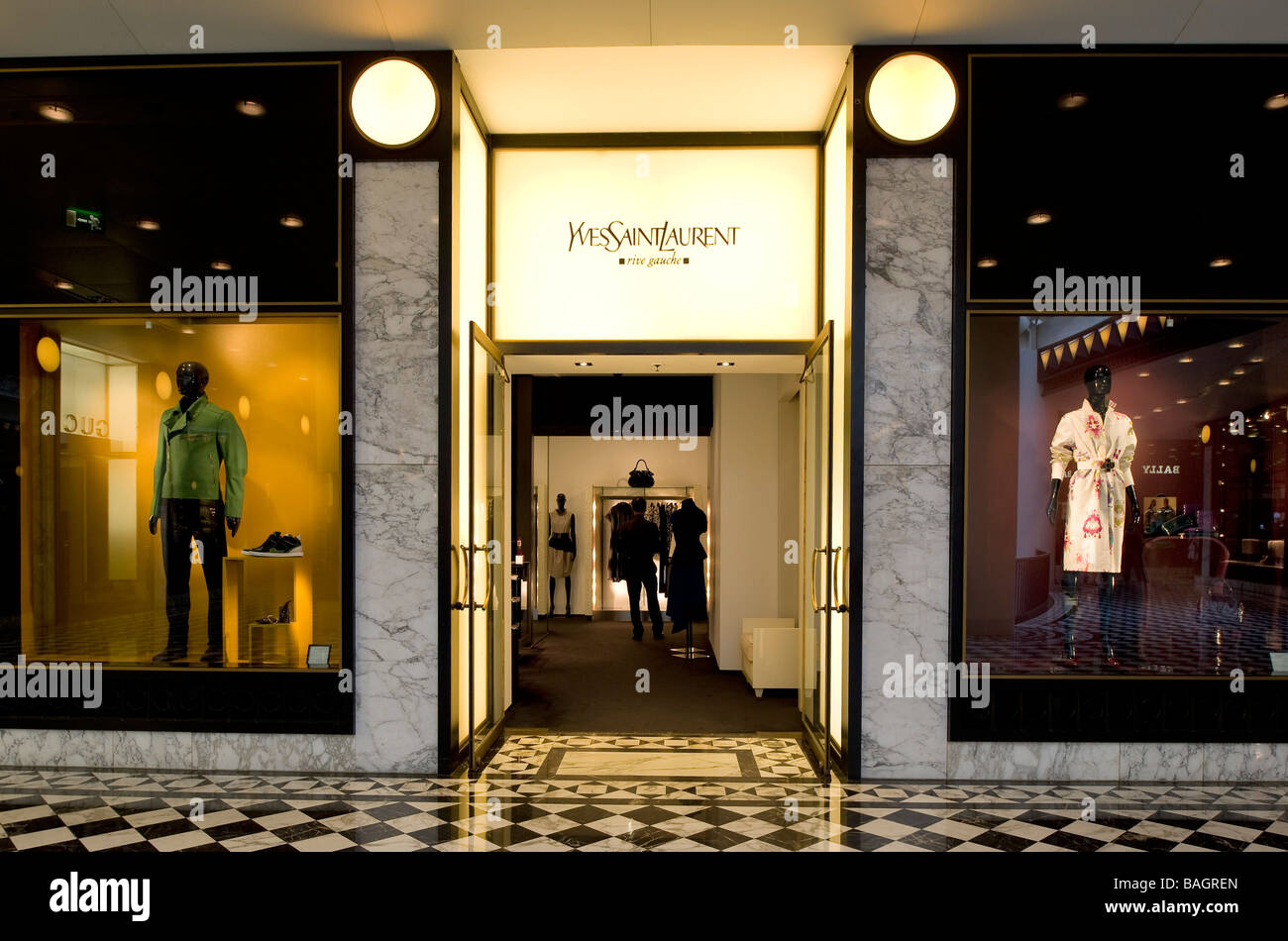 Germany, Berlin, Mitte district, the Quartier 206 shopping center ...