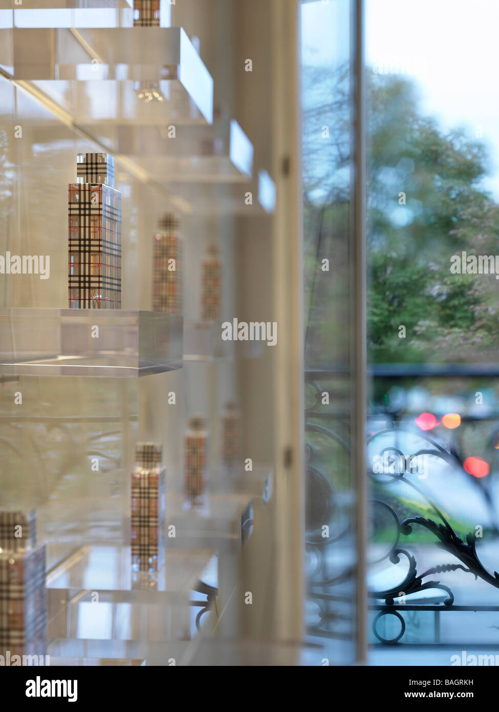 Burberry offices hi-res stock photography and images - Alamy