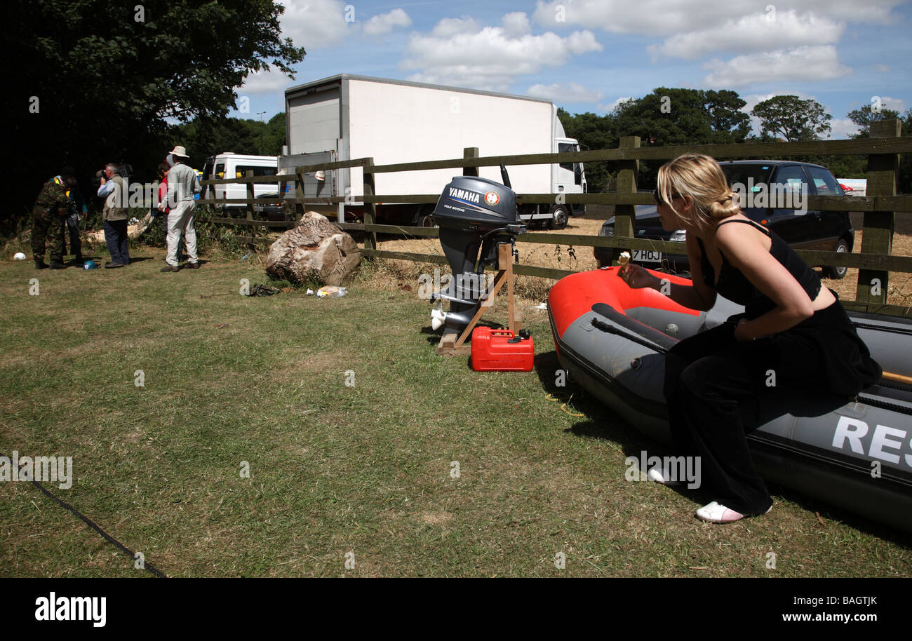 Andy Akinwolere from Blue Peter gets ready for his charity abseil down ...