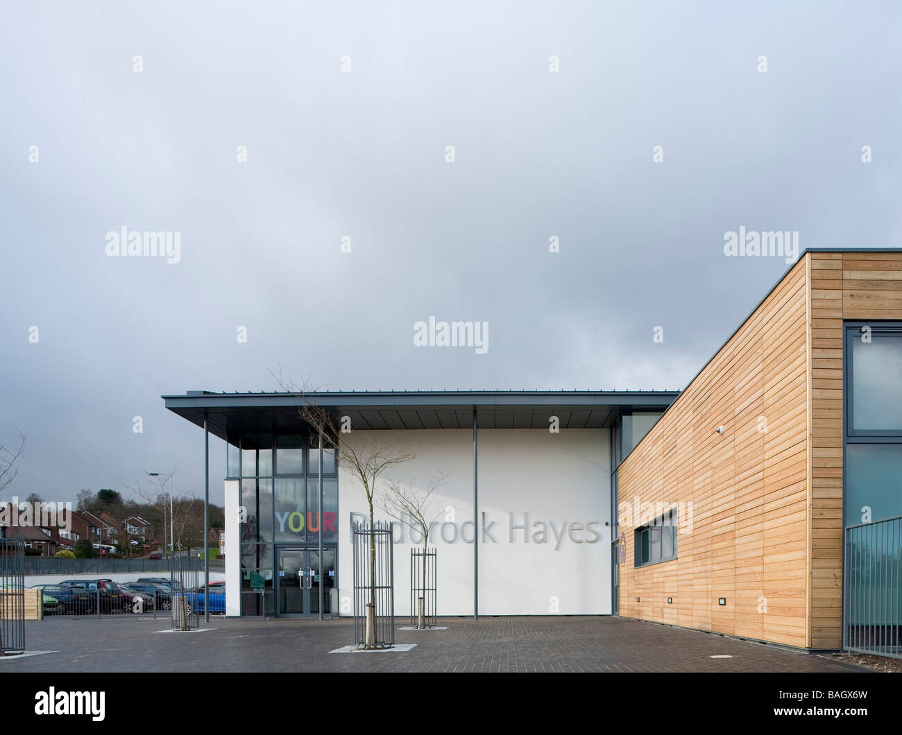 School building entrance hi-res stock photography and images - Alamy